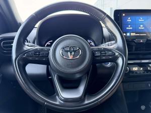 Pelēks Toyota Yaris Cross 2022 Viļņa, ar dzinēja tilpumu 1.49 L un nobraukumu 99 tūkst. km par 20950 €, foto 23 vietnē AUTOMOTO.COM.LV