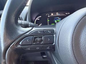 Pelēks Toyota Yaris Cross 2022 Viļņa, ar dzinēja tilpumu 1.49 L un nobraukumu 99 tūkst. km par 20950 €, foto 24 vietnē AUTOMOTO.COM.LV