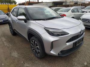 Grey Toyota Yaris Cross 2022 in Panevezys, with an engine capacity of 1.49 L and mileage of 10 thousand km for 19300 €, photo 7 on AUTOMOTO.COM.LV