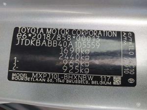 Grey Toyota Yaris Cross 2022 in Panevezys, with an engine capacity of 1.49 L and mileage of 10 thousand km for 19300 €, photo 32 on AUTOMOTO.COM.LV