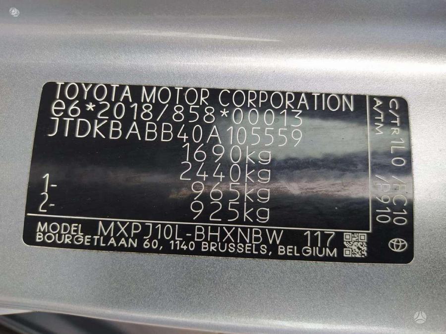Grey Toyota Yaris Cross 2022 in Panevezys, with an engine capacity of 1.49 L and mileage of 10 thousand km for 19300 €, photo 32 on AUTOMOTO.COM.LV