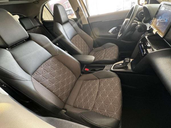 Pelēks Toyota Yaris Cross 2023 Panevēža, ar dzinēja tilpumu 1.50 L un nobraukumu 72 tūkst. km par 22500 €, foto 11 vietnē AUTOMOTO.COM.LV
