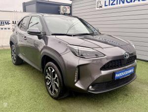 Pelēks Toyota Yaris Cross 2023 Panevēža, ar dzinēja tilpumu 1.49 L un nobraukumu 28 tūkst. km par 18700 €, foto 4 vietnē AUTOMOTO.COM.LV