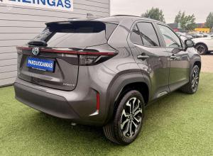 Pelēks Toyota Yaris Cross 2023 Panevēža, ar dzinēja tilpumu 1.49 L un nobraukumu 28 tūkst. km par 18700 €, foto 7 vietnē AUTOMOTO.COM.LV