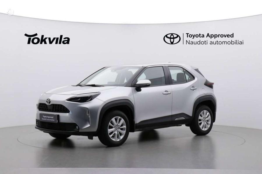 Серый Тойота Yaris Cross 2023 в Вильнюс, объемом двигателя 1.49 л и пробегом 164 тыс. км за 15900 €, фото 1 на AUTOMOTO.COM.LV