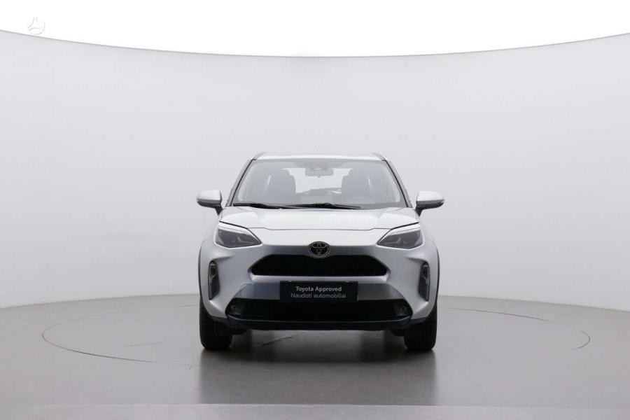 Серый Тойота Yaris Cross 2023 в Вильнюс, объемом двигателя 1.49 л и пробегом 164 тыс. км за 15900 €, фото 6 на AUTOMOTO.COM.LV