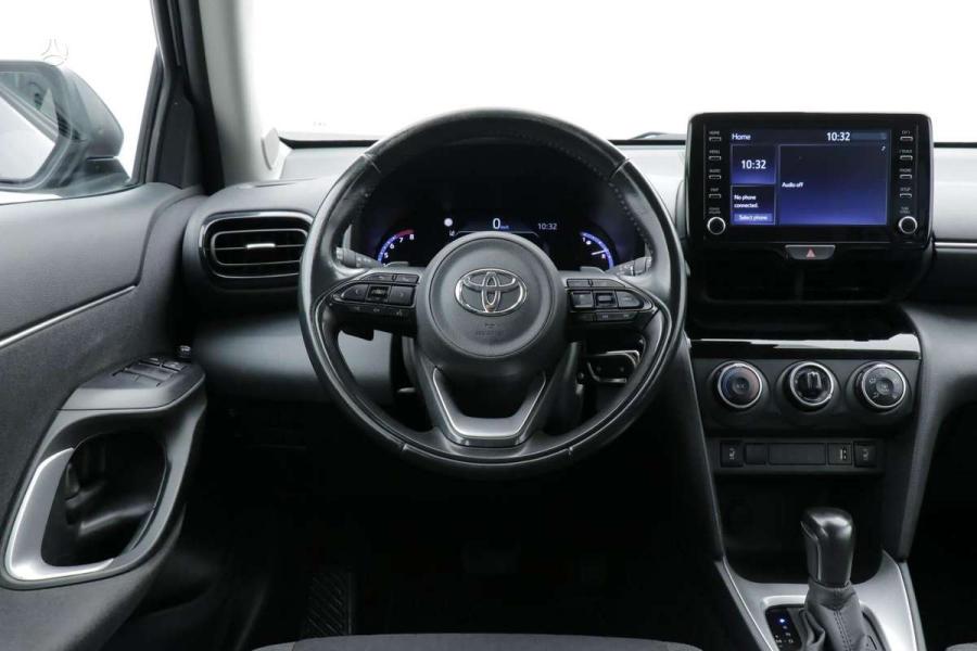 Серый Тойота Yaris Cross 2023 в Вильнюс, объемом двигателя 1.49 л и пробегом 164 тыс. км за 15900 €, фото 8 на AUTOMOTO.COM.LV