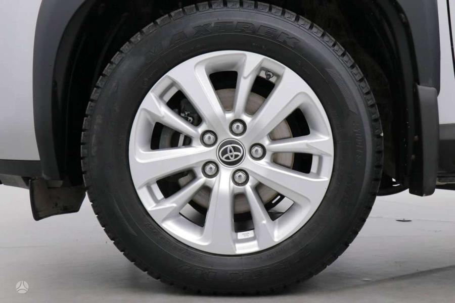 Серый Тойота Yaris Cross 2023 в Вильнюс, объемом двигателя 1.49 л и пробегом 164 тыс. км за 15900 €, фото 16 на AUTOMOTO.COM.LV