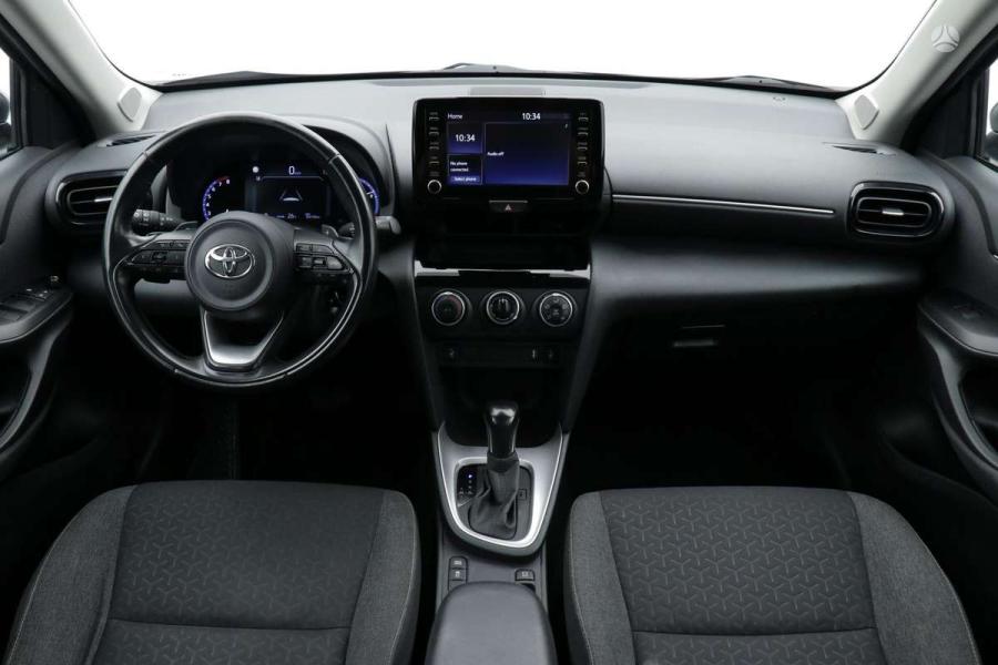 Pelēks Toyota Yaris Cross 2023 Viļņa, ar dzinēja tilpumu 1.49 L un nobraukumu 159 tūkst. km par 16500 €, foto 8 vietnē AUTOMOTO.COM.LV