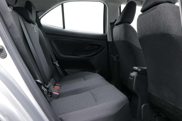 Pelēks Toyota Yaris Cross 2023 Viļņa, ar dzinēja tilpumu 1.49 L un nobraukumu 159 tūkst. km par 16500 €, foto 10 vietnē AUTOMOTO.COM.LV