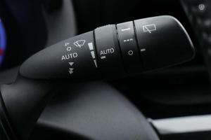 Pelēks Toyota Yaris Cross 2023 Viļņa, ar dzinēja tilpumu 1.49 L un nobraukumu 159 tūkst. km par 16500 €, foto 24 vietnē AUTOMOTO.COM.LV