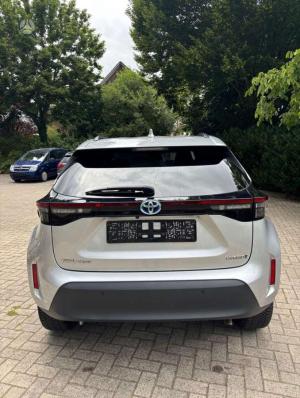 Серый Тойота Yaris Cross 2023 в Вильнюс, объемом двигателя 1.50 л и пробегом 140 тыс. км за 17900 €, фото 7 на AUTOMOTO.COM.LV