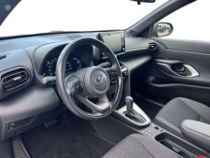 Серый Тойота Yaris Cross 2023 в Клайпеда, объемом двигателя 1.49 л и пробегом 44 тыс. км за 22000 €, фото 12 на AUTOMOTO.COM.LV