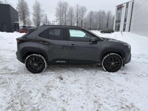 Pelēks Toyota Yaris Cross 2024 Kauņa, ar dzinēja tilpumu 1.50 L un nobraukumu 60 tūkst. km par 23900 €, foto 3 vietnē AUTOMOTO.COM.LV