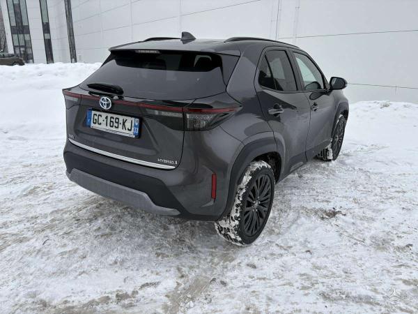 Pelēks Toyota Yaris Cross 2024 Kauņa, ar dzinēja tilpumu 1.50 L un nobraukumu 60 tūkst. km par 23900 €, foto 4 vietnē AUTOMOTO.COM.LV