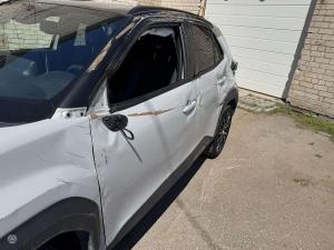 Grey Toyota Yaris Cross 2024 in Gargzdai, with an engine capacity of 1.50 L and mileage of 76 thousand km for 15900 €, photo 15 on AUTOMOTO.COM.LV