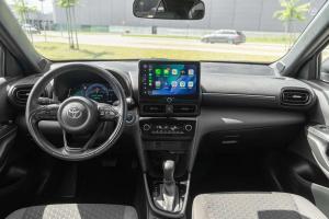 Grey Toyota Yaris Cross 2024 in Vilnius, with an engine capacity of 1.49 L and mileage of 23 thousand km for 22500 €, photo 14 on AUTOMOTO.COM.LV