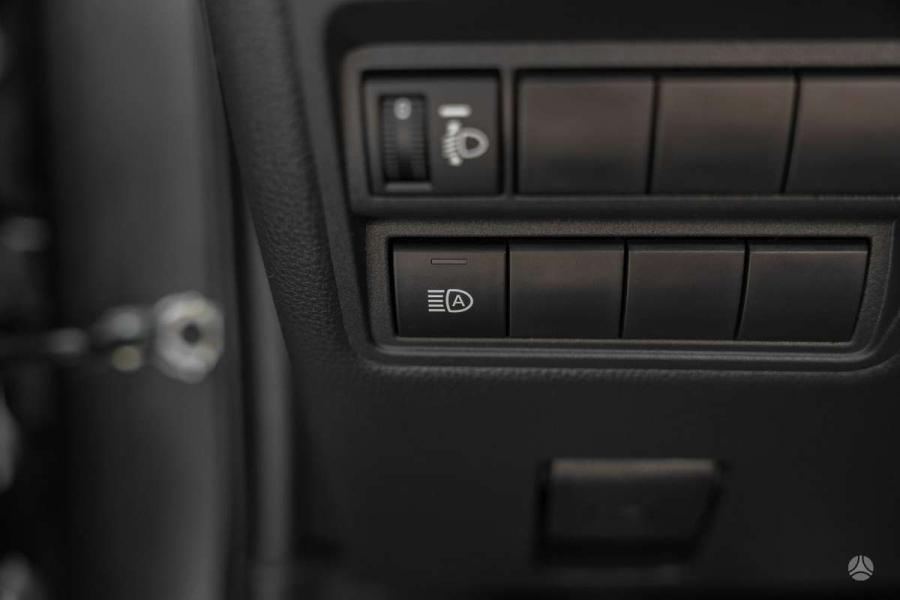 Grey Toyota Yaris Cross 2024 in Vilnius, with an engine capacity of 1.49 L and mileage of 23 thousand km for 22500 €, photo 27 on AUTOMOTO.COM.LV