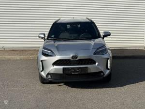 Grey Toyota Yaris Cross 2024 in Vilnius, with an engine capacity of 1.49 L and mileage of 24 thousand km for 24500 €, photo 6 on AUTOMOTO.COM.LV