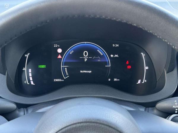 Серый Тойота Yaris Cross 2024 в Вильнюс, объемом двигателя 1.49 л и пробегом 24 тыс. км за 24500 €, фото 7 на AUTOMOTO.COM.LV