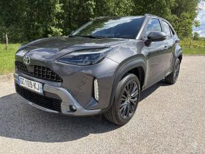 Grey Toyota Yaris Cross 2024 in Kaunas, with an engine capacity of 1.50 L and mileage of 59 thousand km for 22800 €, photo 3 on AUTOMOTO.COM.LV