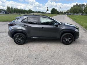 Grey Toyota Yaris Cross 2024 in Kaunas, with an engine capacity of 1.50 L and mileage of 59 thousand km for 22800 €, photo 7 on AUTOMOTO.COM.LV