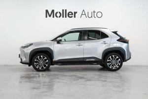 Серый Тойота Yaris Cross 2024 в Вильнюс, объемом двигателя 1.50 л и пробегом 24 тыс. км за 24900 €, фото 3 на AUTOMOTO.COM.LV