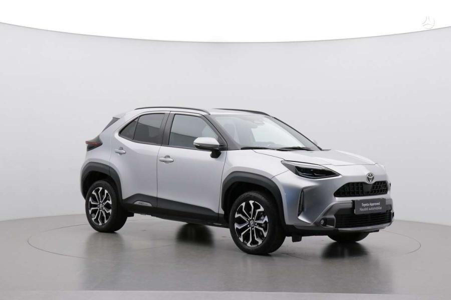 Серый Тойота Yaris Cross 2024 в Вильнюс, объемом двигателя 1.49 л и пробегом 23 тыс. км за 24900 €, фото 20 на AUTOMOTO.COM.LV