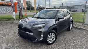 Серый Тойота Yaris Cross 2024 в Мариямполе, объемом двигателя 1.50 л и пробегом 26 тыс. км за 19990 €, фото  на AUTOMOTO.COM.LV