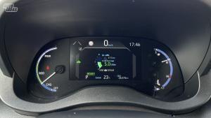 Серый Тойота Yaris Cross 2024 в Мариямполе, объемом двигателя 1.50 л и пробегом 26 тыс. км за 19990 €, фото 4 на AUTOMOTO.COM.LV