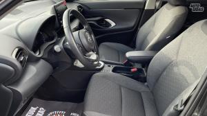 Серый Тойота Yaris Cross 2024 в Мариямполе, объемом двигателя 1.50 л и пробегом 26 тыс. км за 19990 €, фото 15 на AUTOMOTO.COM.LV