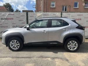 Pelēks Toyota Yaris Cross 2024 Klaipėda, ar dzinēja tilpumu 1.49 L un nobraukumu 43 tūkst. km par 18999 €, foto 7 vietnē AUTOMOTO.COM.LV