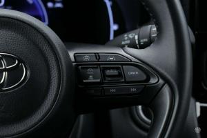 Серый Тойота Yaris Cross 2024 в Вильнюс, объемом двигателя 1.49 л и пробегом 23 тыс. км за 24900 €, фото 28 на AUTOMOTO.COM.LV
