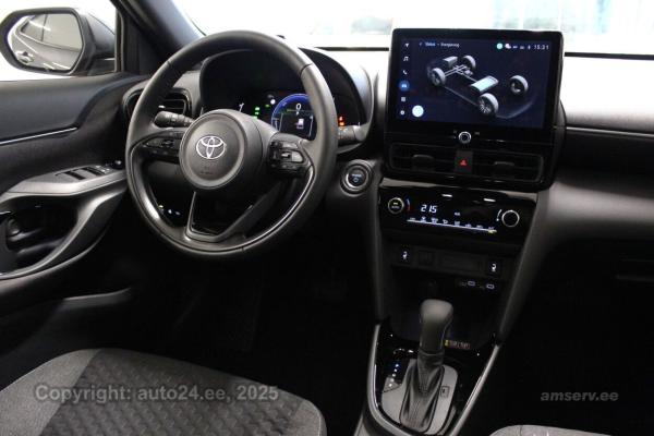 Grey Toyota Yaris Cross 2025 in Viljandi, with an engine capacity of 1.50 L and mileage of 2 thousand km for 28990 €, photo 11 on AUTOMOTO.COM.LV