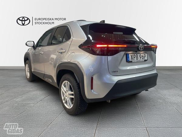 Pelēks Toyota Yaris Cross 2025 Kauņa, ar dzinēja tilpumu 0.00 L un nobraukumu 18 tūkst. km par 32752 €, foto 2 vietnē AUTOMOTO.COM.LV