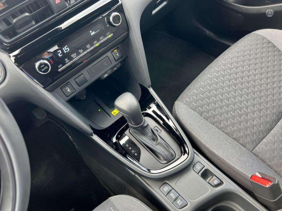 Серый Тойота Yaris Cross 2025 в Клайпеда, объемом двигателя 1.49 л и пробегом 5 тыс. км за 24400 €, фото 21 на AUTOMOTO.COM.LV