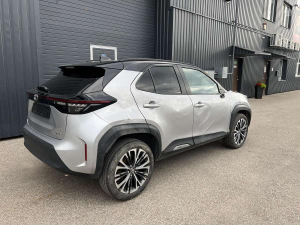 Серый Тойота Yaris Cross 2025 в Алитус, объемом двигателя 1.49 л и пробегом 53 тыс. км за 15600 €, фото 10 на AUTOMOTO.COM.LV