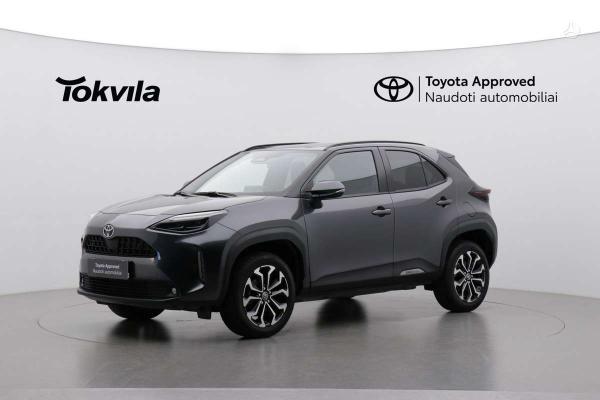 Pelēks Toyota Yaris Cross 2025 Viļņa, ar dzinēja tilpumu 1.49 L un nobraukumu 27 tūkst. km par 26990 €, foto  vietnē AUTOMOTO.COM.LV