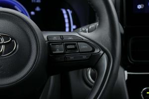 Серый Тойота Yaris Cross 2025 в Вильнюс, объемом двигателя 1.49 л и пробегом 27 тыс. км за 26990 €, фото 28 на AUTOMOTO.COM.LV