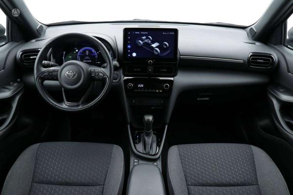 Pelēks Toyota Yaris Cross 2025 Viļņa, ar dzinēja tilpumu 1.49 L un nobraukumu 22 tūkst. km par 26990 €, foto 6 vietnē AUTOMOTO.COM.LV