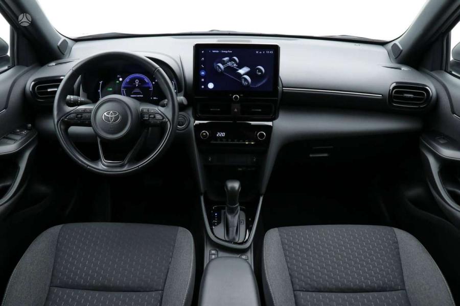Серый Тойота Yaris Cross 2025 в Вильнюс, объемом двигателя 1.49 л и пробегом 22 тыс. км за 26990 €, фото 7 на AUTOMOTO.COM.LV