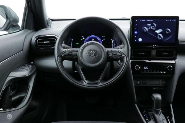 Pelēks Toyota Yaris Cross 2025 Viļņa, ar dzinēja tilpumu 1.49 L un nobraukumu 22 tūkst. km par 26990 €, foto 7 vietnē AUTOMOTO.COM.LV
