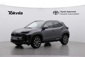 Серый Тойота Yaris Cross 2025 в Вильнюс, объемом двигателя 1.49 л и пробегом 18 тыс. км за 26990 €, фото  на AUTOMOTO.COM.LV