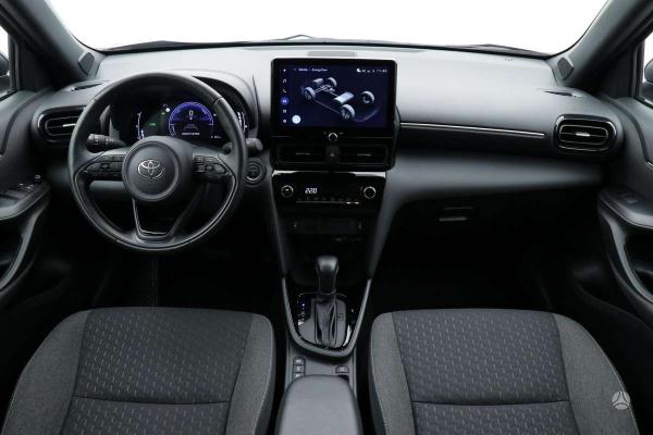 Pelēks Toyota Yaris Cross 2025 Viļņa, ar dzinēja tilpumu 1.49 L un nobraukumu 18 tūkst. km par 26990 €, foto 7 vietnē AUTOMOTO.COM.LV