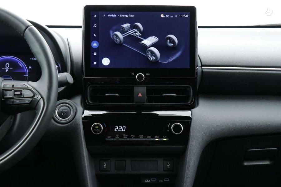Серый Тойота Yaris Cross 2025 в Вильнюс, объемом двигателя 1.49 л и пробегом 18 тыс. км за 26990 €, фото 16 на AUTOMOTO.COM.LV