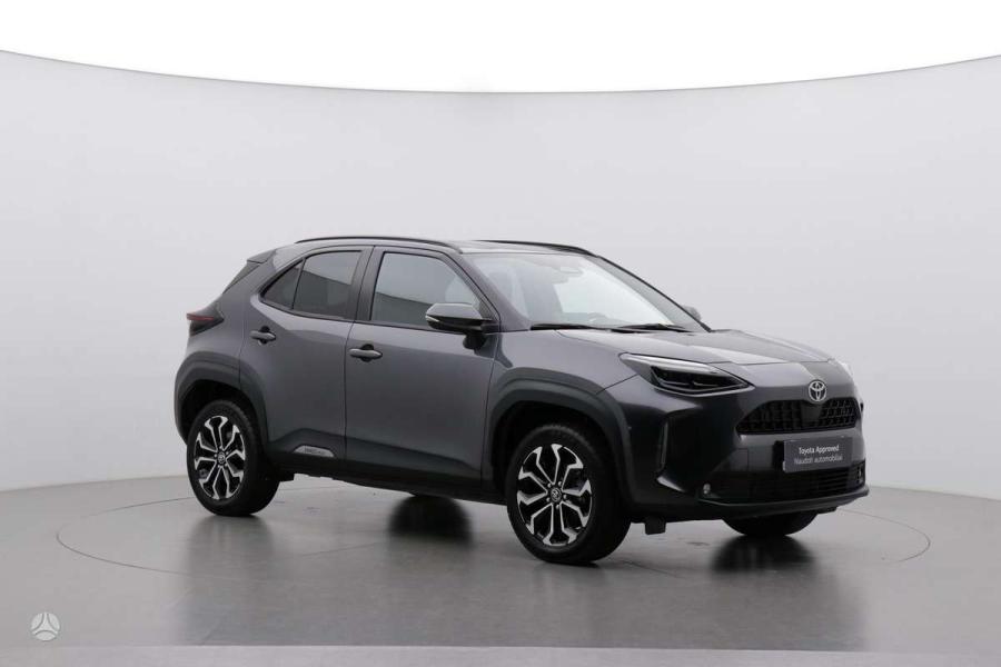 Серый Тойота Yaris Cross 2025 в Вильнюс, объемом двигателя 1.49 л и пробегом 18 тыс. км за 26990 €, фото 20 на AUTOMOTO.COM.LV