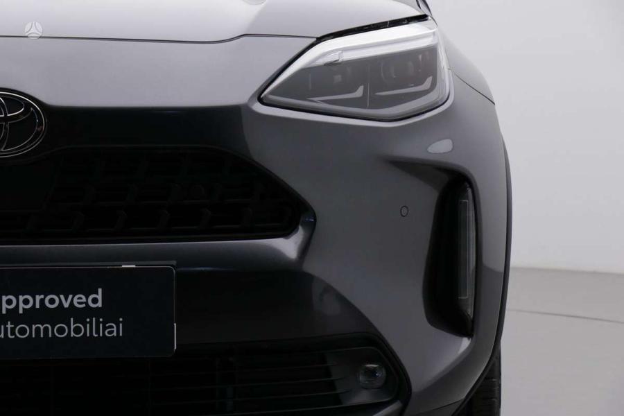 Серый Тойота Yaris Cross 2025 в Вильнюс, объемом двигателя 1.49 л и пробегом 18 тыс. км за 26990 €, фото 21 на AUTOMOTO.COM.LV