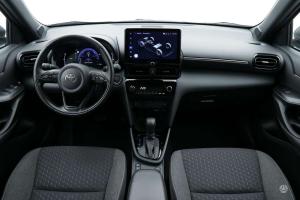 Grey Toyota Yaris Cross 2025 in Vilnius, with an engine capacity of 1.49 L and mileage of 19 thousand km for 26900 €, photo 8 on AUTOMOTO.COM.LV