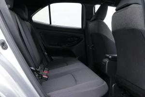Grey Toyota Yaris Cross 2025 in Vilnius, with an engine capacity of 1.49 L and mileage of 19 thousand km for 26900 €, photo 11 on AUTOMOTO.COM.LV