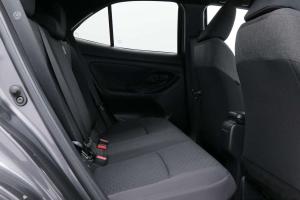 Серый Тойота Yaris Cross 2025 в Вильнюс, объемом двигателя 1.49 л и пробегом 28 тыс. км за 26990 €, фото 11 на AUTOMOTO.COM.LV